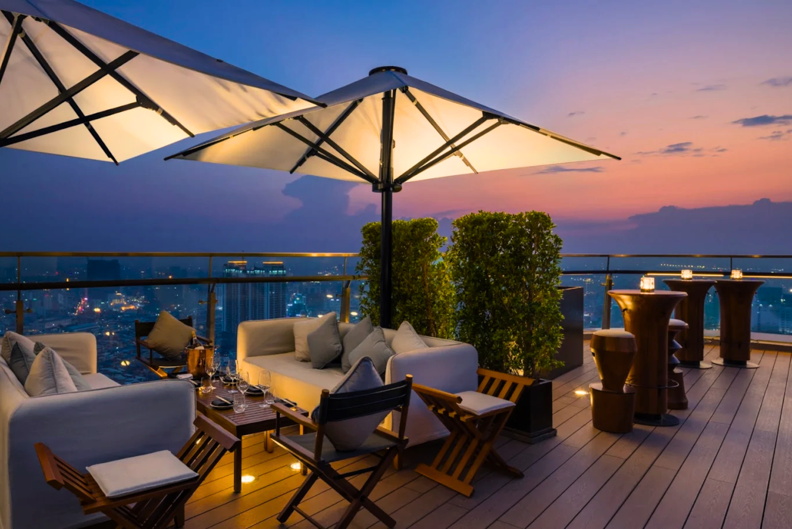 TOP 3 SKY BARS IN PHNOM PENH OFFER THE BEST ROOFTOP EXPERIENCE ...